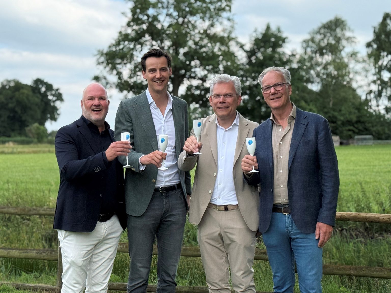 Hendriksen sluit zich aan bij PIA Group • Hendriksen Accountants en ...